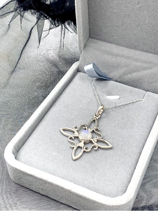 Gray velvet gift box - Necklace