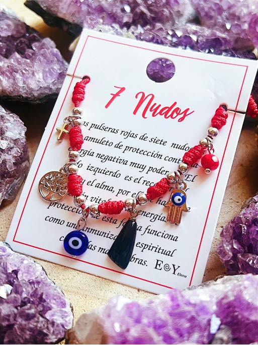 Bracelet with the 7 knots of protection and lucky charms